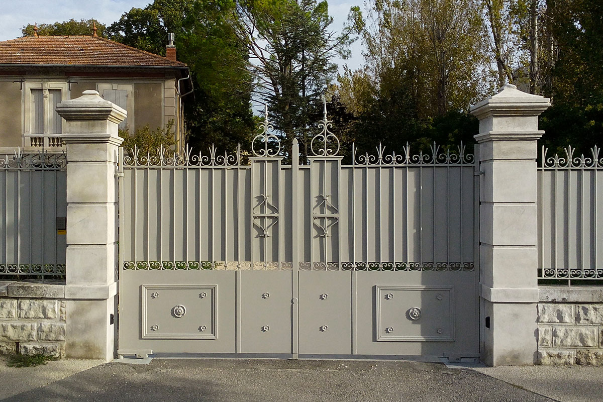 Nos portails et portillons : une entrée de prestige | MASFER